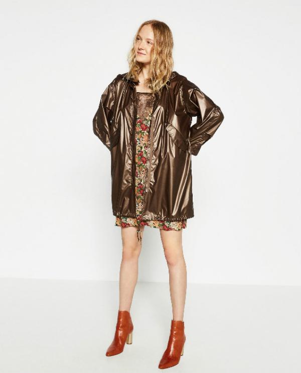 Raincoat & Jaket Stylish Untuk Musim Hujan - Womantalk